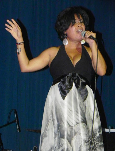 Vionaika Martínez | Sandunga